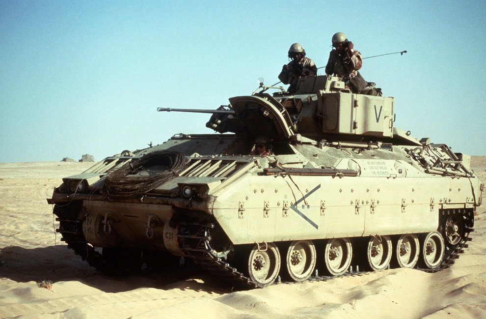 Schützenpanzer M2 Bradley - Militär Wissen